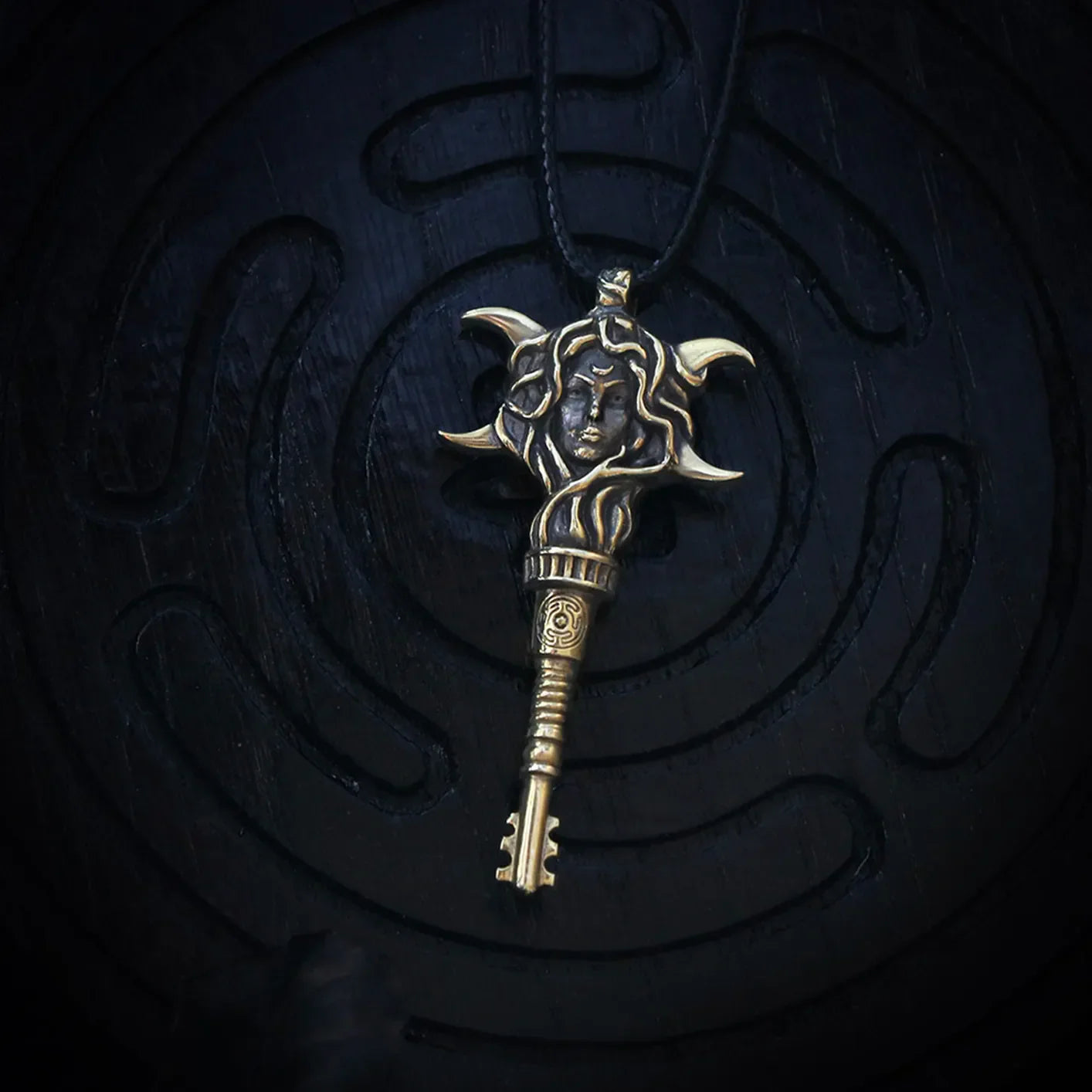 Hecate key protection spell